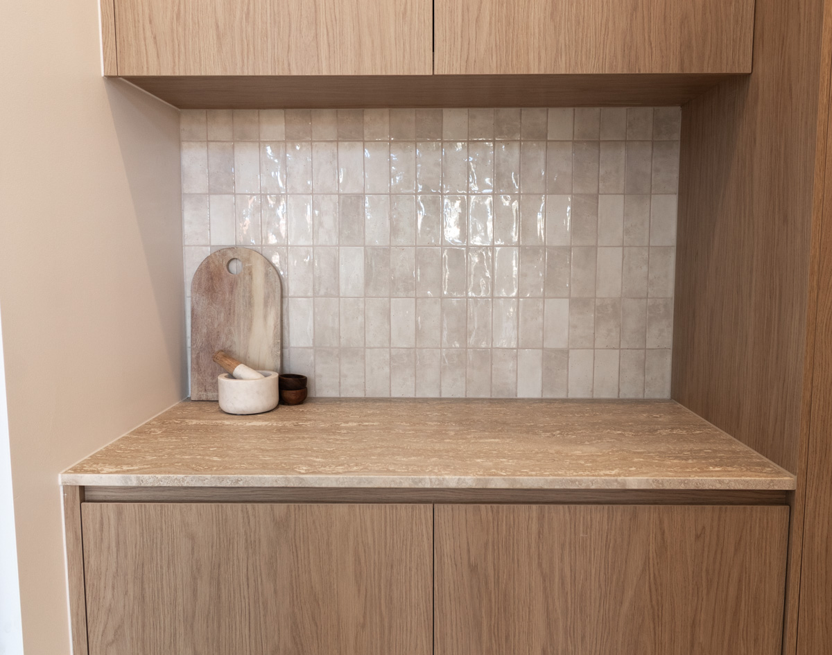 Krema Vanilla Gloss Subway Ceramic Wall Tile 62.5x125mm